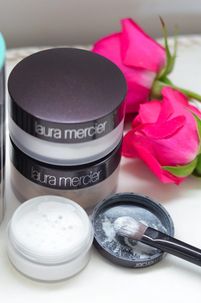 Laura Mercier Setting Powder Review :: What is It & How to Use it