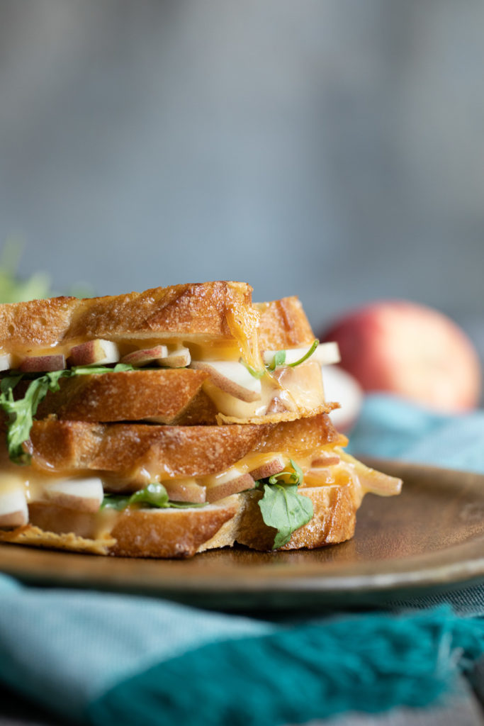 Peach Grilled Cheese w. Smoked Cheddar | Luci's Morsels