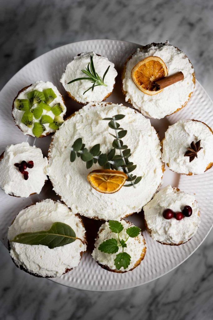 Natural Christmas Cake Decorations 🎄🎄