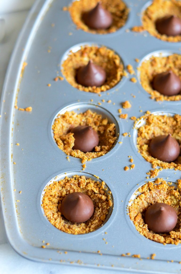 Mini S'mores Tarts {s'mores in the oven} | Luci's Morsels